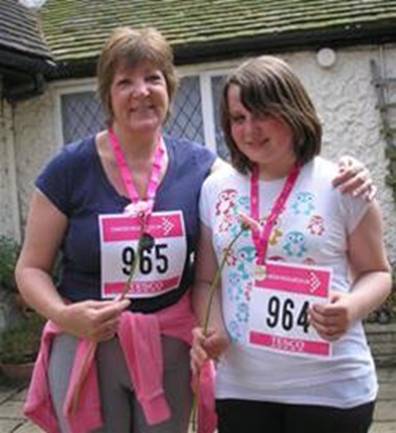 Deborah Wren is fundraising for Cancer Research UK