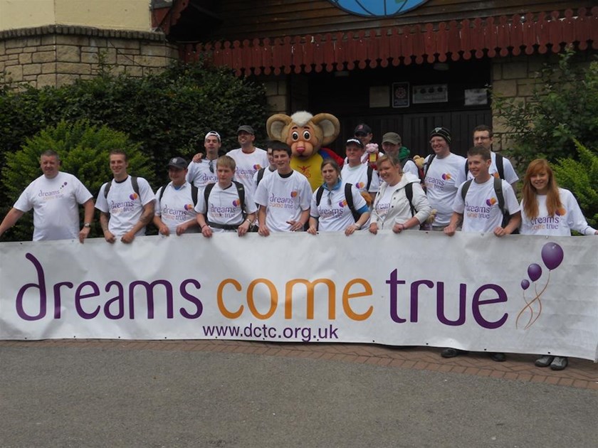 Gully Mouse is fundraising for Dreams Come True