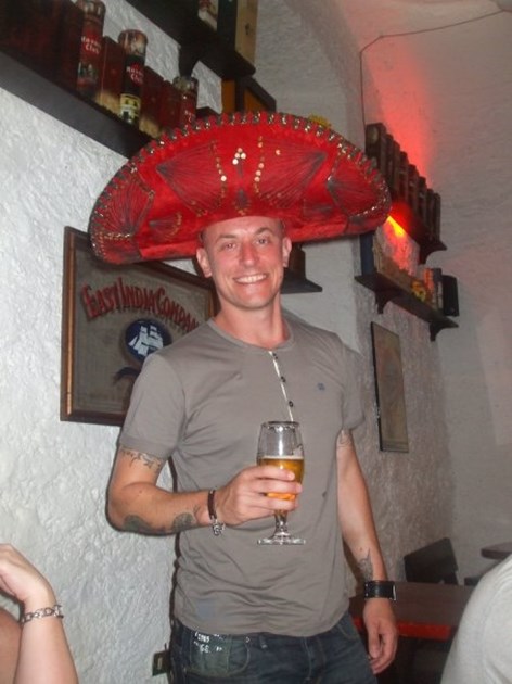 Lee Burrows is fundraising for Neuroblastoma UK