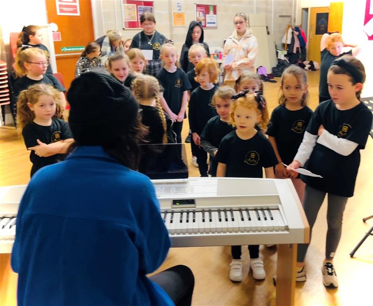 Cutting Strings Stage School is fundraising for Alder Hey Children's ...