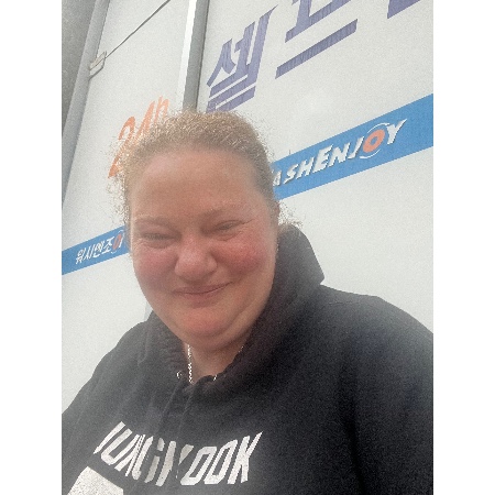 Clare Gibson is fundraising for Sands
