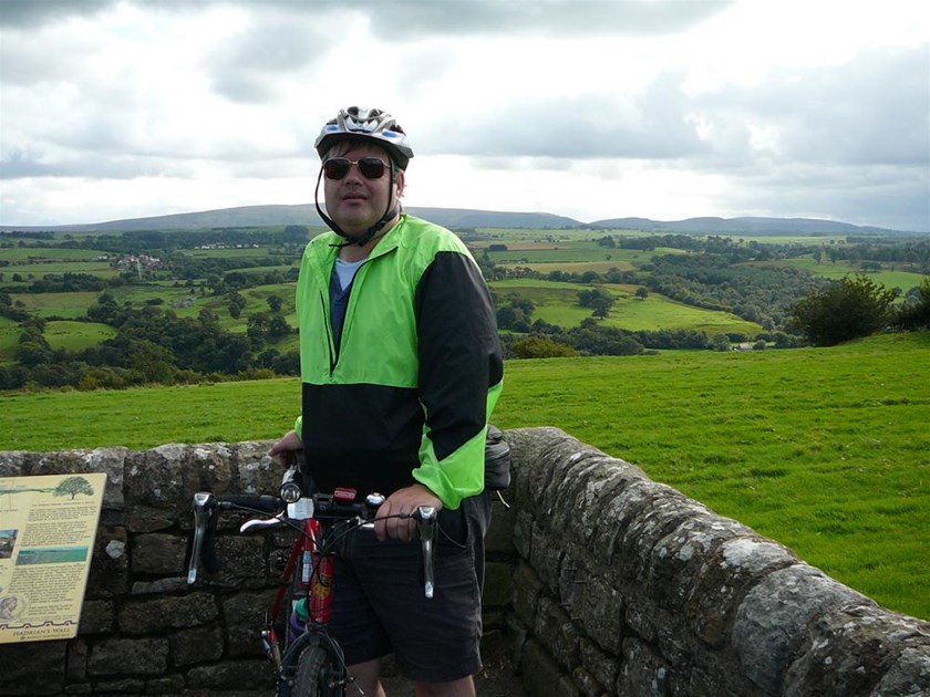 Andrew Goodliffe is fundraising for Cancer Research UK