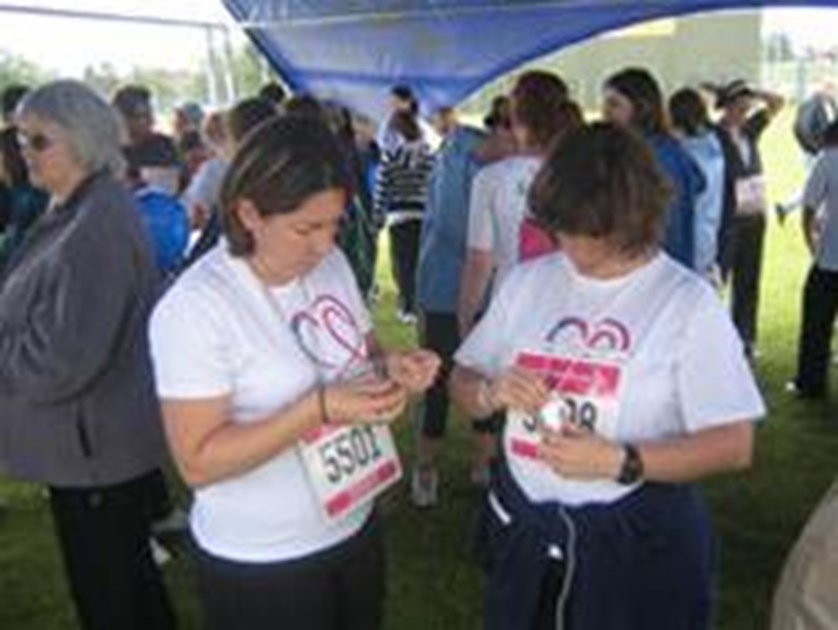 Rebecca Stringer is fundraising for Cancer Research UK