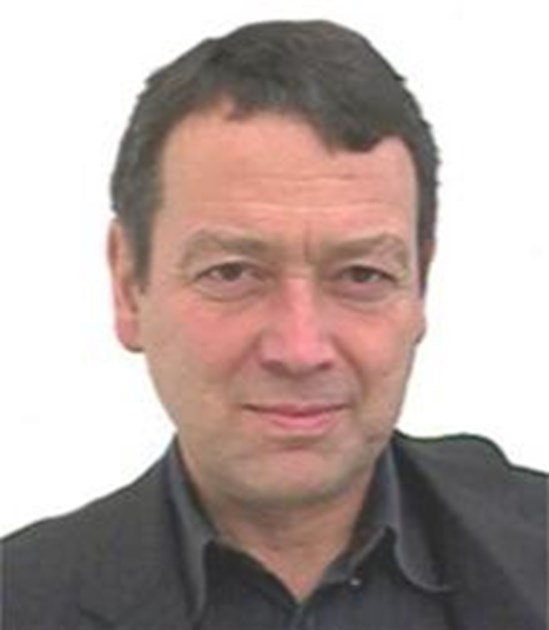 Robert Beynon is fundraising for Cancer Research UK