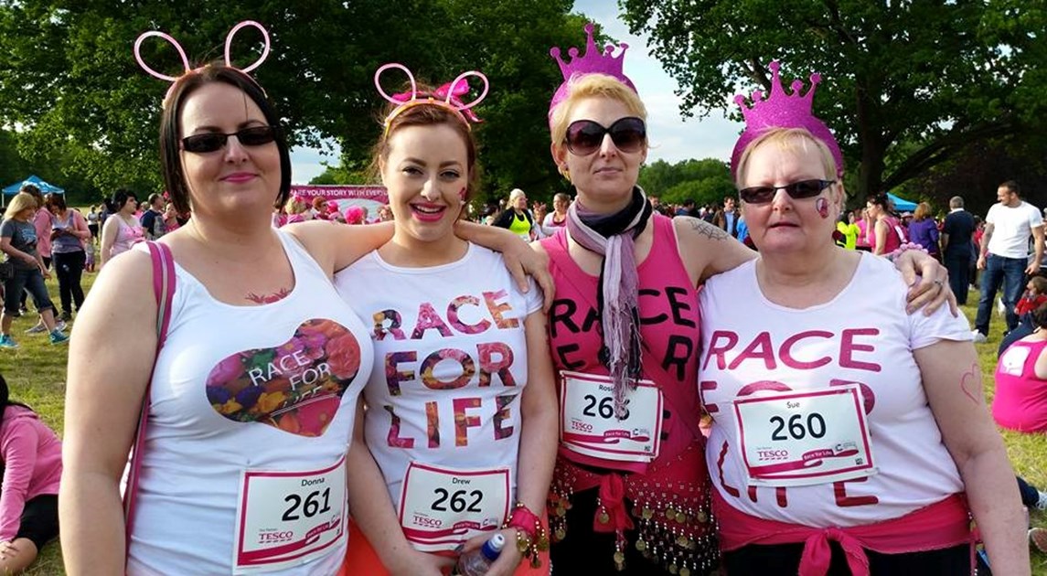 Sue Redshaw is fundraising for Cancer Research UK
