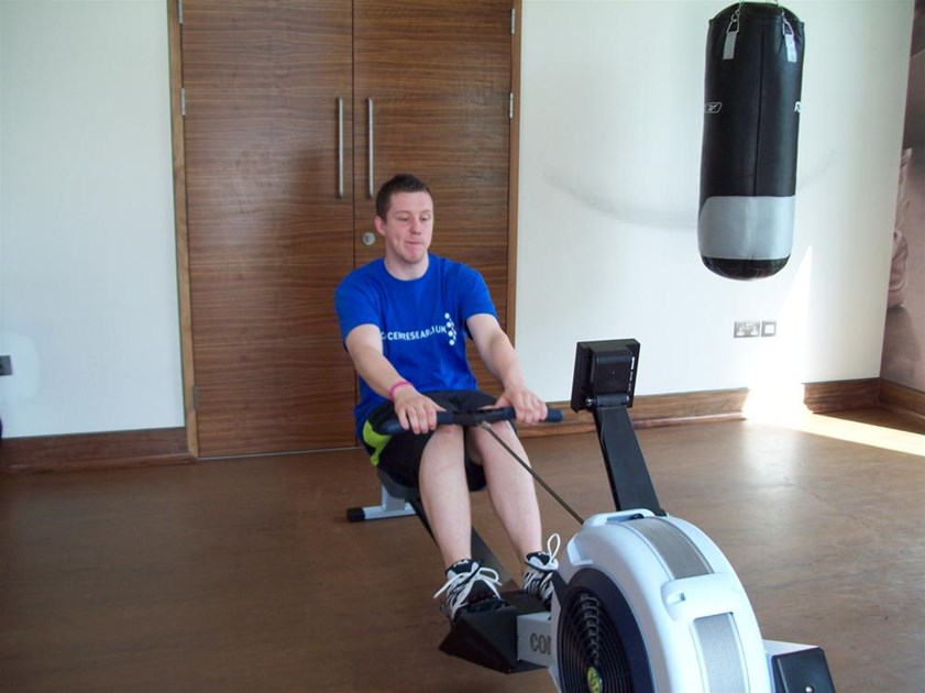 Oliver Trinder is fundraising for Cancer Research UK