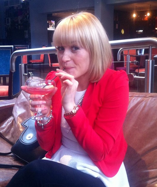 Lisa Curran is fundraising for Cancer Research UK