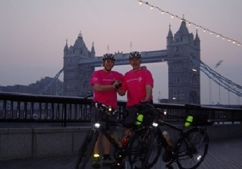 Robin Alexander is fundraising for Cancer Research UK