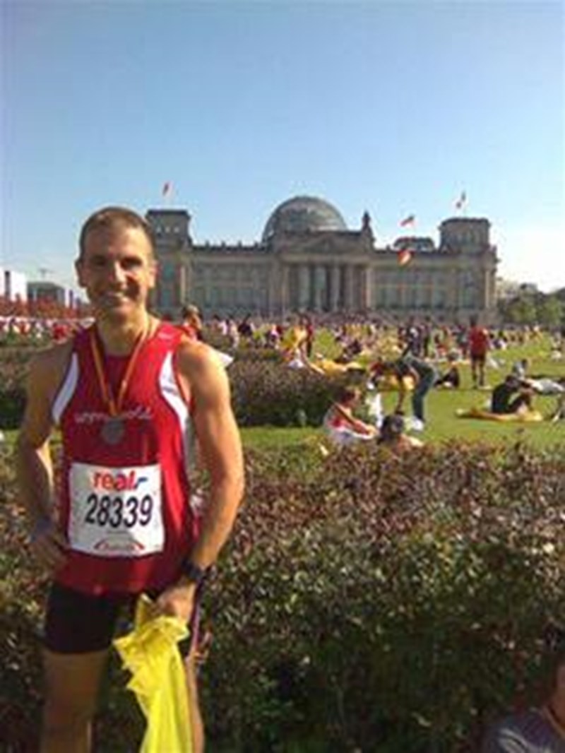 Jonathan Straw is fundraising for Rainbows Hospice for Children and ...