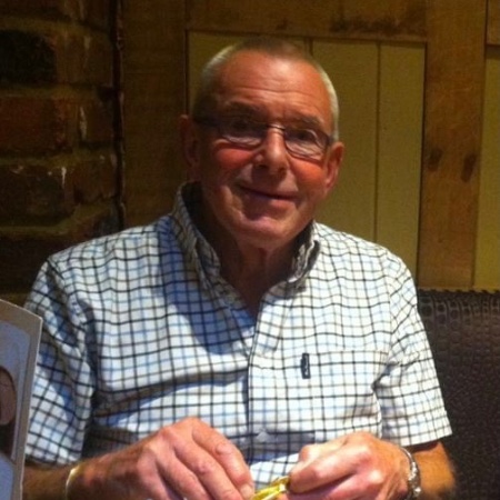 Sarah Ludlow is fundraising for Alzheimer's Research UK