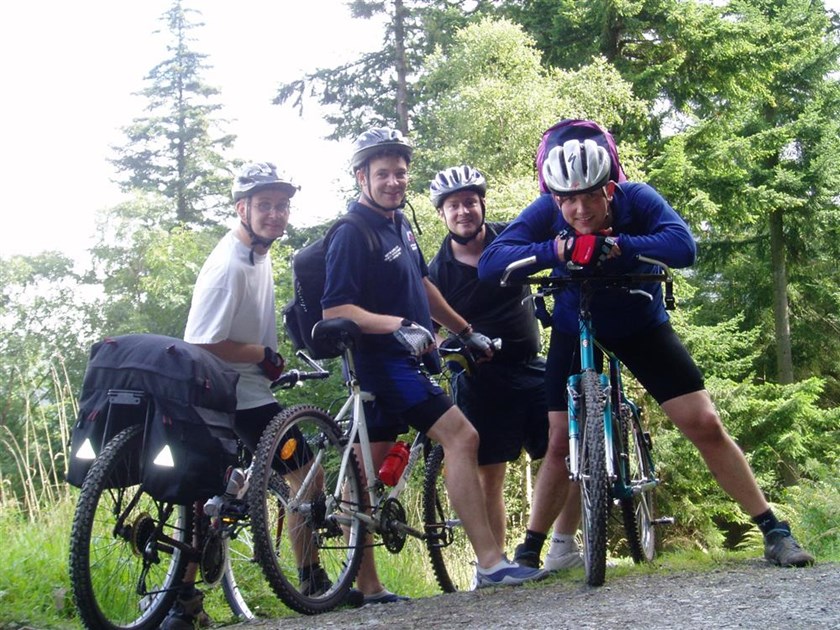 Andy Coppins is fundraising for Cancer Research UK