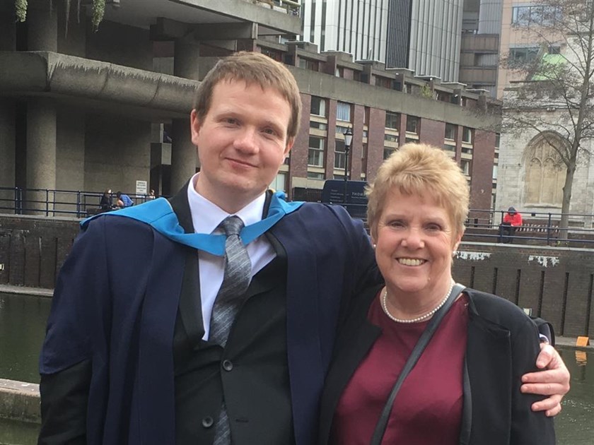 Robert Hampton is fundraising for Royal Free Charity