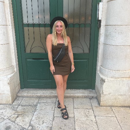 Elle Chambers is fundraising for Alzheimer's Society