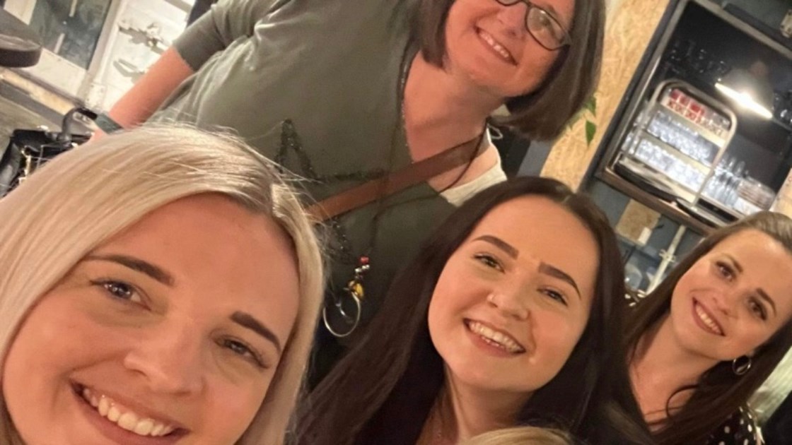 Kathryn Walpole is fundraising for Alzheimer's Society