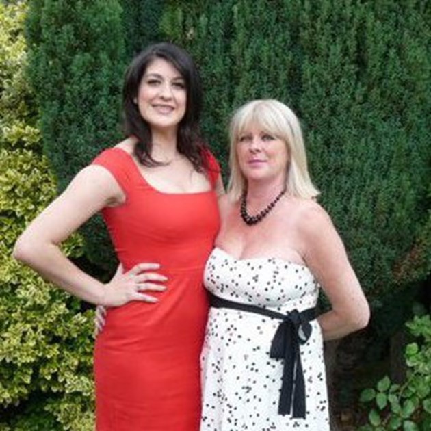 Kayleigh Hollobone is fundraising for Cancer Research UK