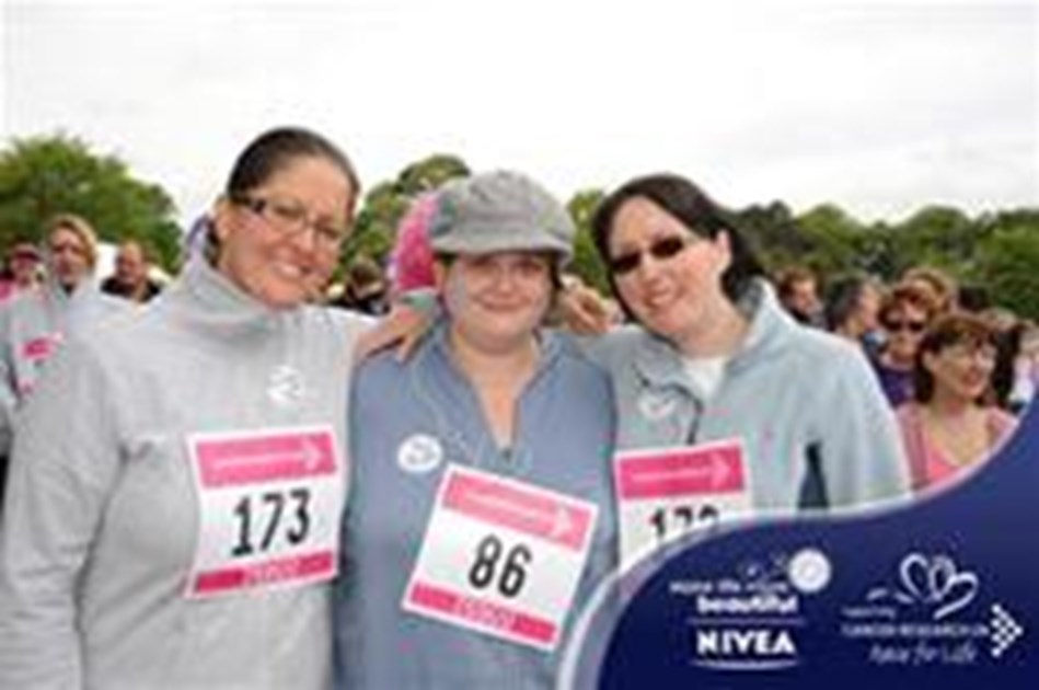 Jane Woolley is fundraising for Cancer Research UK