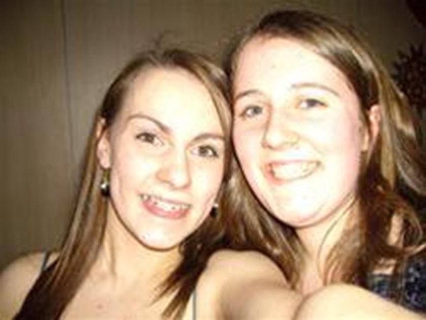 Hannah Lockwood is fundraising for Cancer Research UK