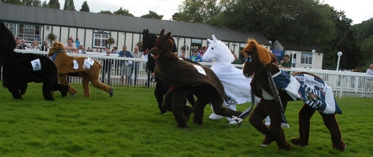 Robin Mayo is fundraising for St Richard's Hospice Foundation