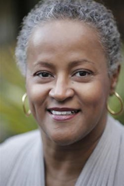 Amanda Howells is fundraising for Cancer Research UK