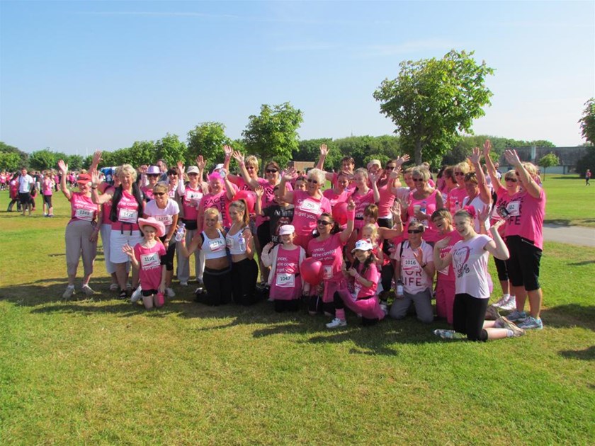 Sarah Pennick is fundraising for Cancer Research UK