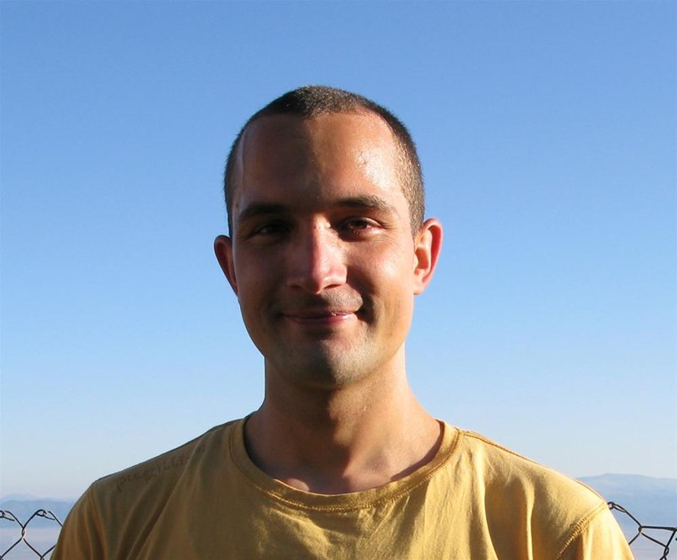 Mahesh (Ivan) Pavlicek is fundraising for Rainforest Foundation UK