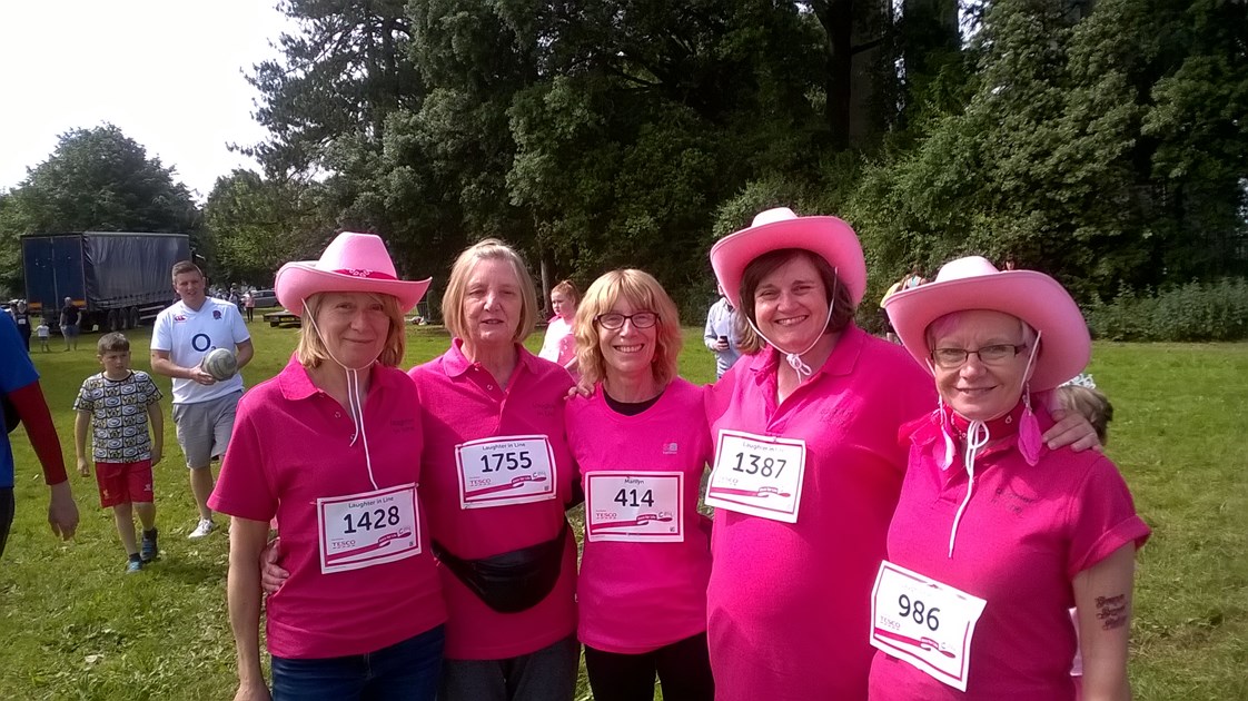 Sarah Cleaver is fundraising for Cancer Research UK