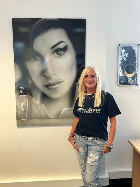 Natalie lampard is fundraising for Amy Winehouse Foundation