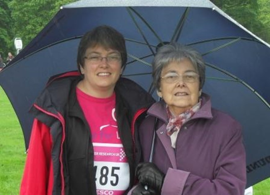 Maria Kelsey is fundraising for Cancer Research UK