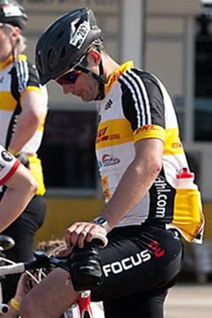 Richard Gale is fundraising for Unicef and DHL