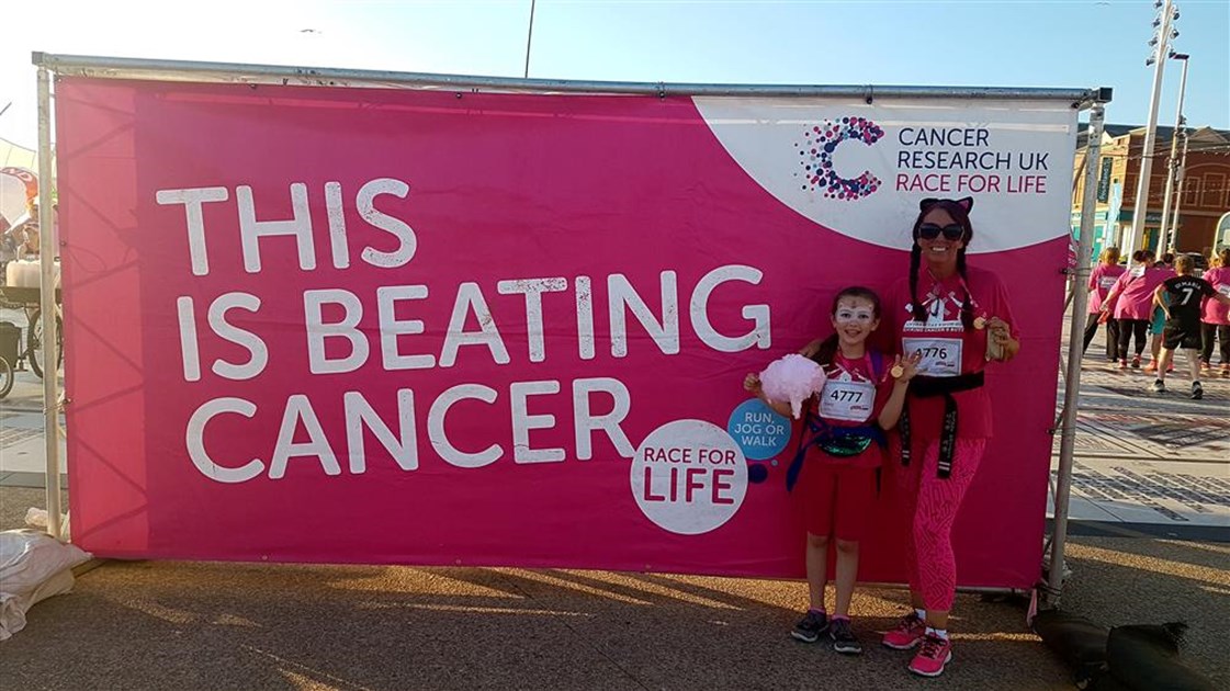Dianne russell is fundraising for Cancer Research UK