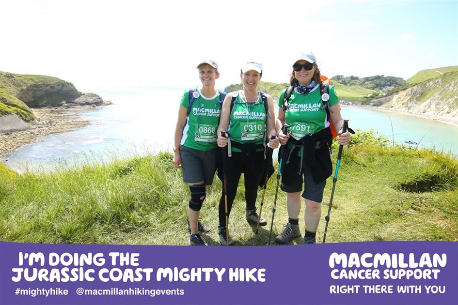 Lisa Cooms Brooker is fundraising for Macmillan Cancer Support