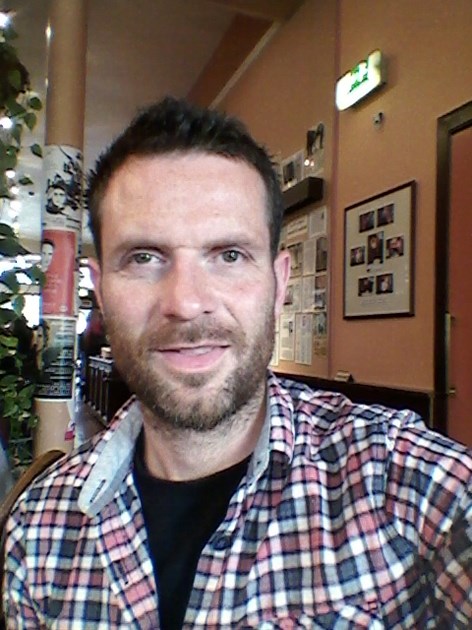 douglas sharp is fundraising for Marie Curie