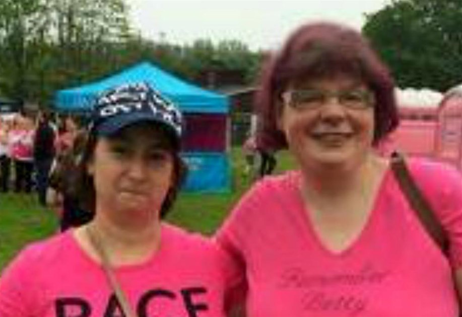 Helen Grice is fundraising for Cancer Research UK