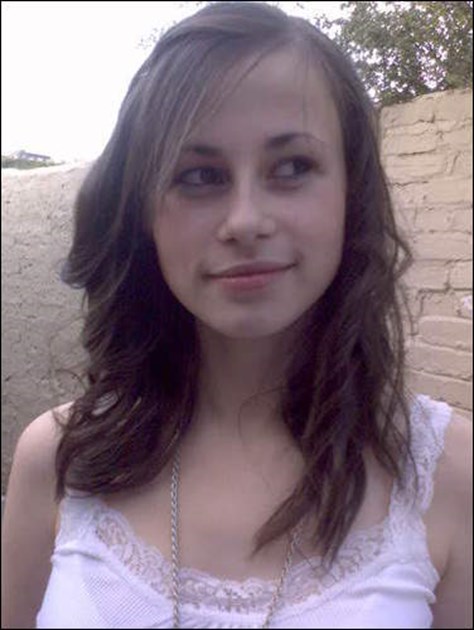 Emma Lennox is fundraising for Young Lives vs Cancer