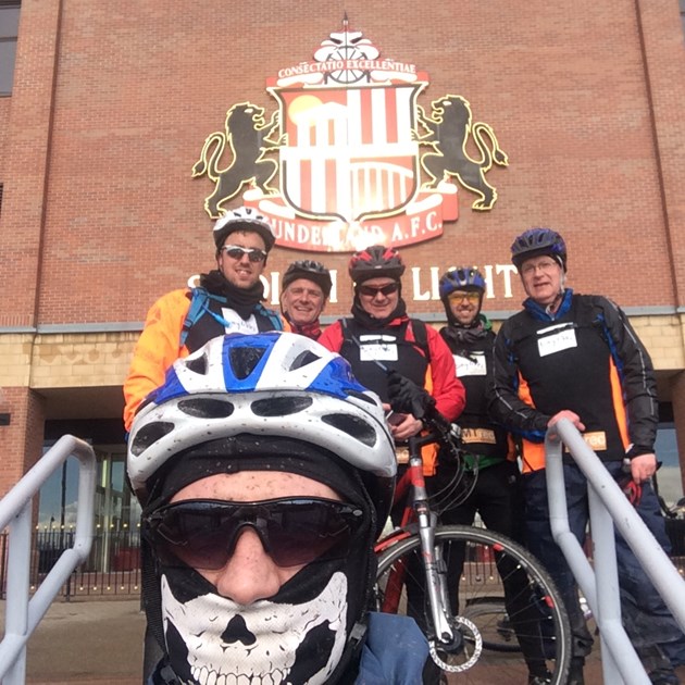 Colin Sanderson is fundraising for Tiny Lives