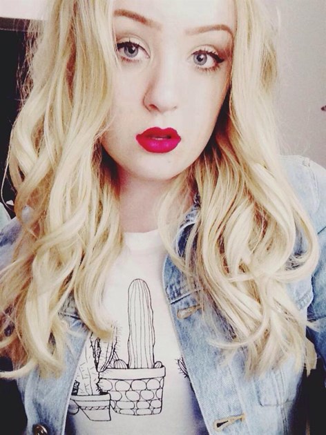 Amelia Bunker is fundraising for Cancer Research UK