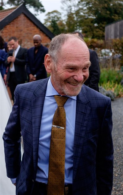 Thomas Mayhew is fundraising for St Elizabeth Hospice