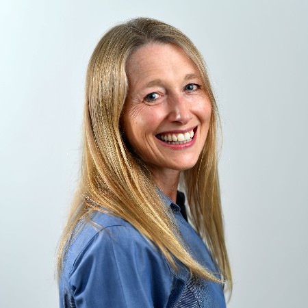 Shannon Banks is fundraising for Macmillan Cancer Support