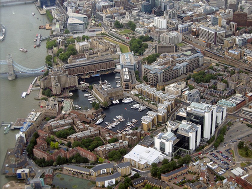 MOL London is fundraising for The Seafarers' Charity