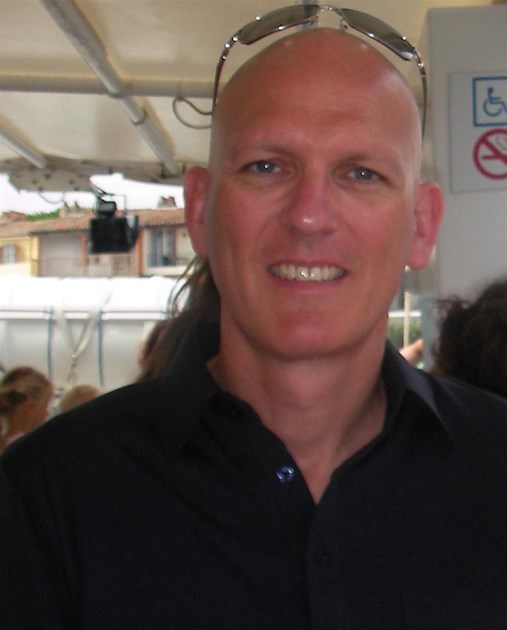 Ian Mansfield is fundraising for GroceryAid