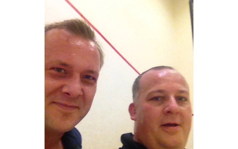 Stephen Rowe is fundraising for Cancer Research UK