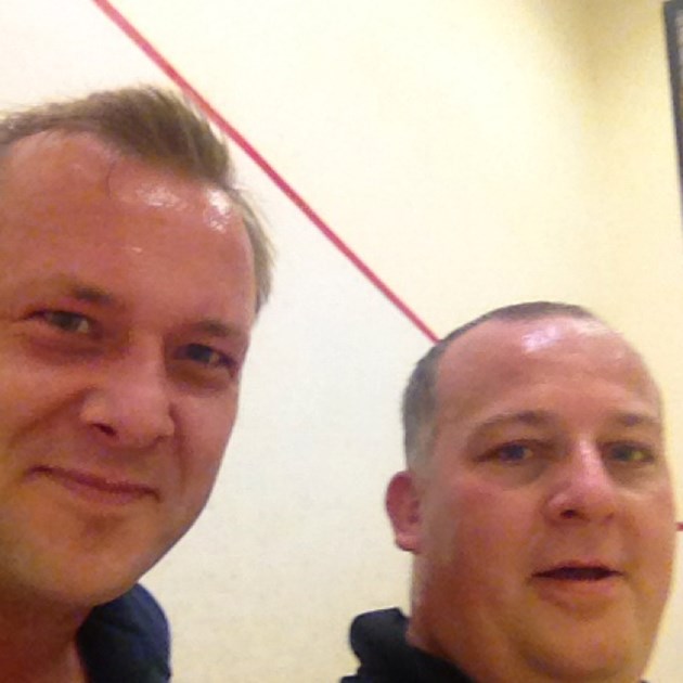 Stephen Rowe is fundraising for Cancer Research UK