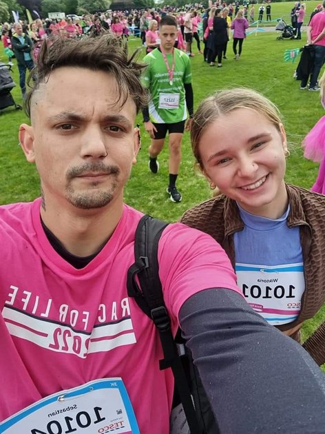 Sebastian Magrys is fundraising for Cancer Research UK