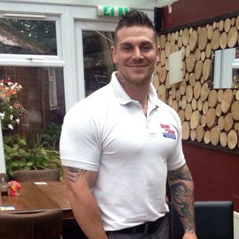 robert halcrow is fundraising for Cancer Research UK