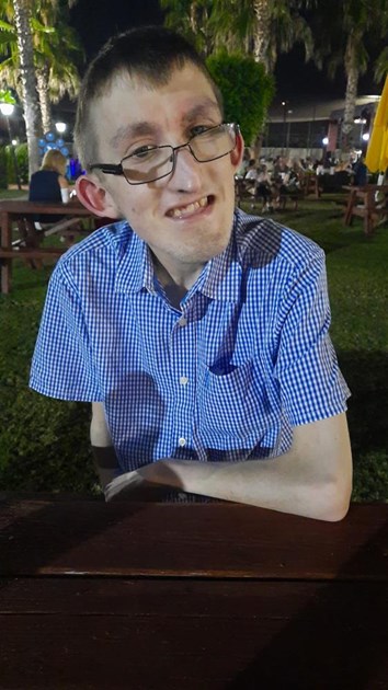 Charlie Deakin is fundraising for Woodlands Hospice Charitable Trust