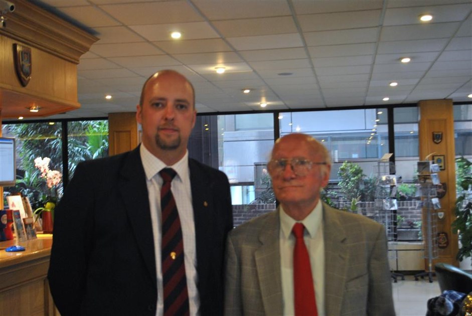 Nick Hemmings is fundraising for Macmillan Cancer Support