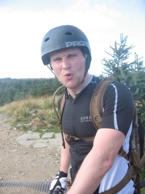 David Gulliver is fundraising for Cancer Research UK