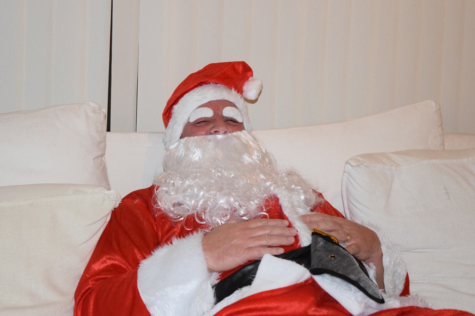 Kelly Snook is fundraising for Oakhaven Hospice Trust