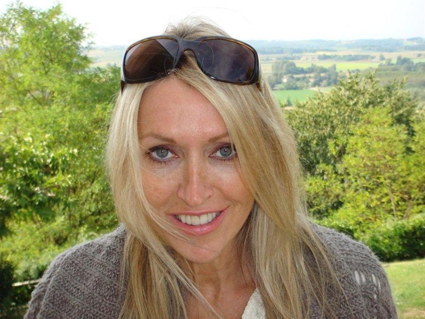 Zoe Nicholas is fundraising for ChildLine