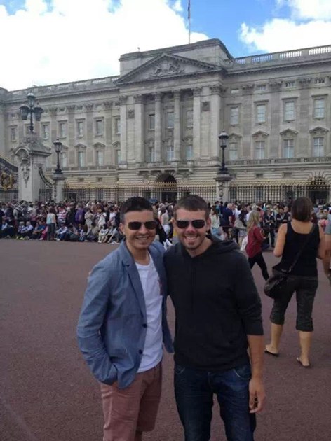 Daniel de Brabander is fundraising for Cancer Research UK